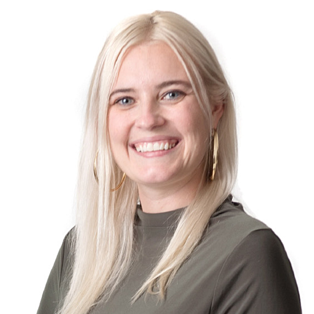 Manger Spotlight! Courtney Vachon | Graham Scott Enns